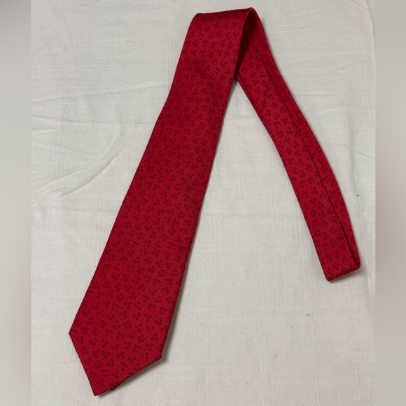 Hermes | Accessories | Hermes Paris Silk Tie France 537 Ha Red Clover ...